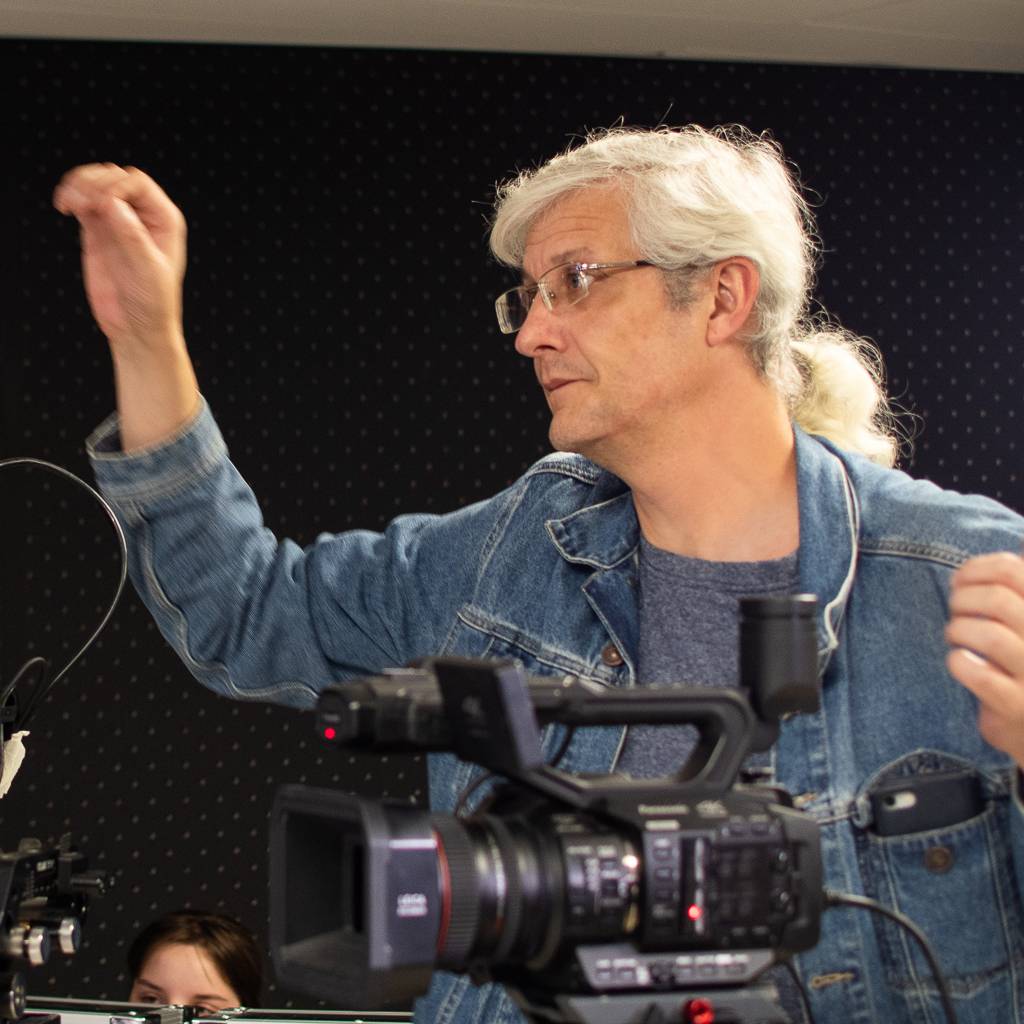 Иконка канала One world is enough for all of us