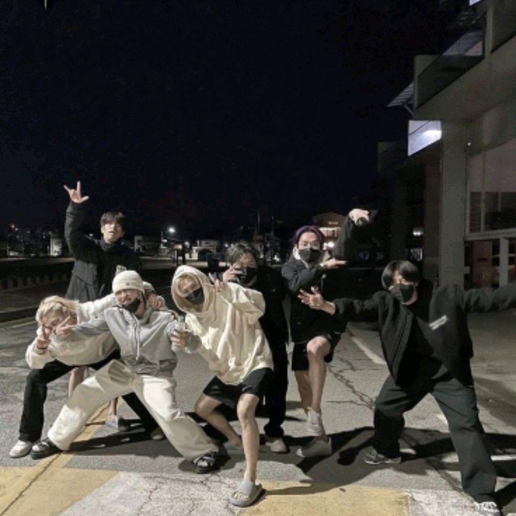 Иконка канала ♡_STAY_♡