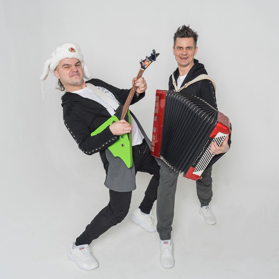 Иконка канала Дуэт "Богатые Знаменитые"