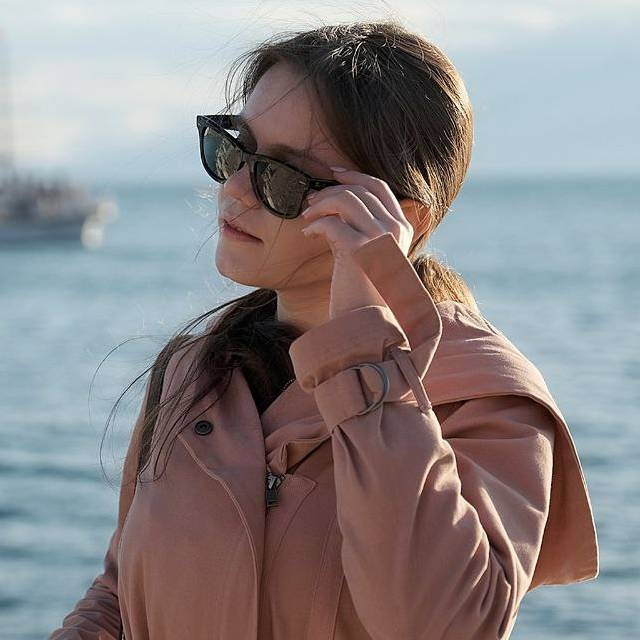 Иконка канала Nelly1lingua