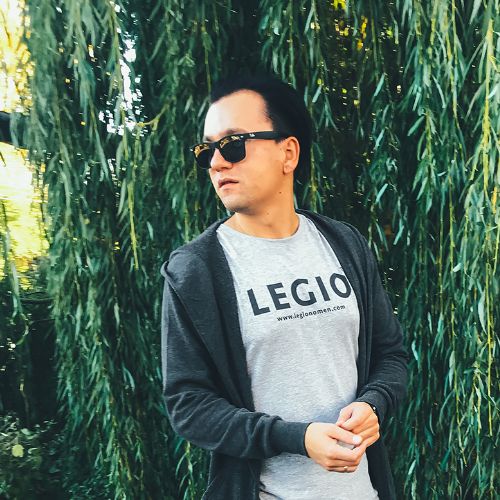 Иконка канала Andres Danchin