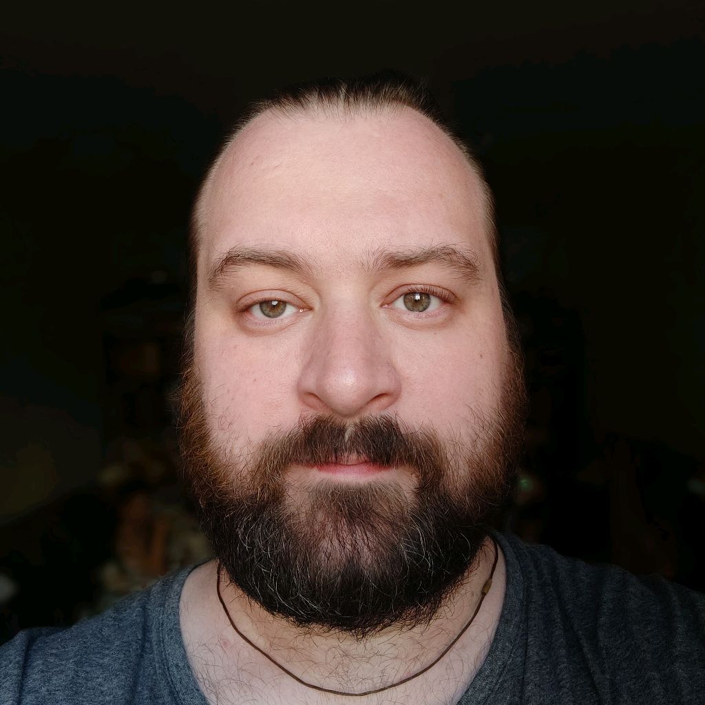 Иконка канала Максим