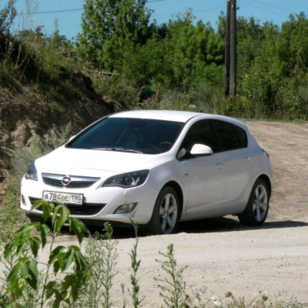 Иконка канала Opel Garage