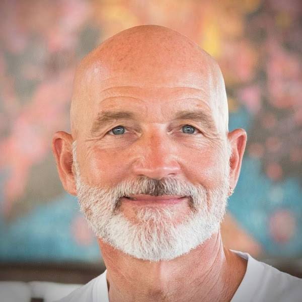 Иконка канала Мастер Адвайты Мадукар