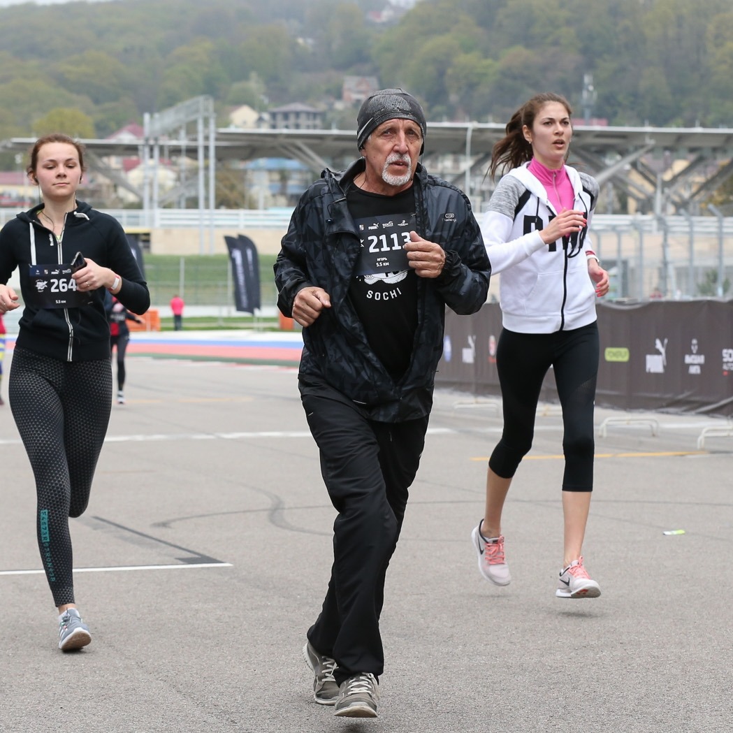 Иконка канала Деда может Забег