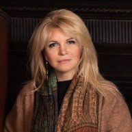 Иконка канала Симург | Вания Маркович