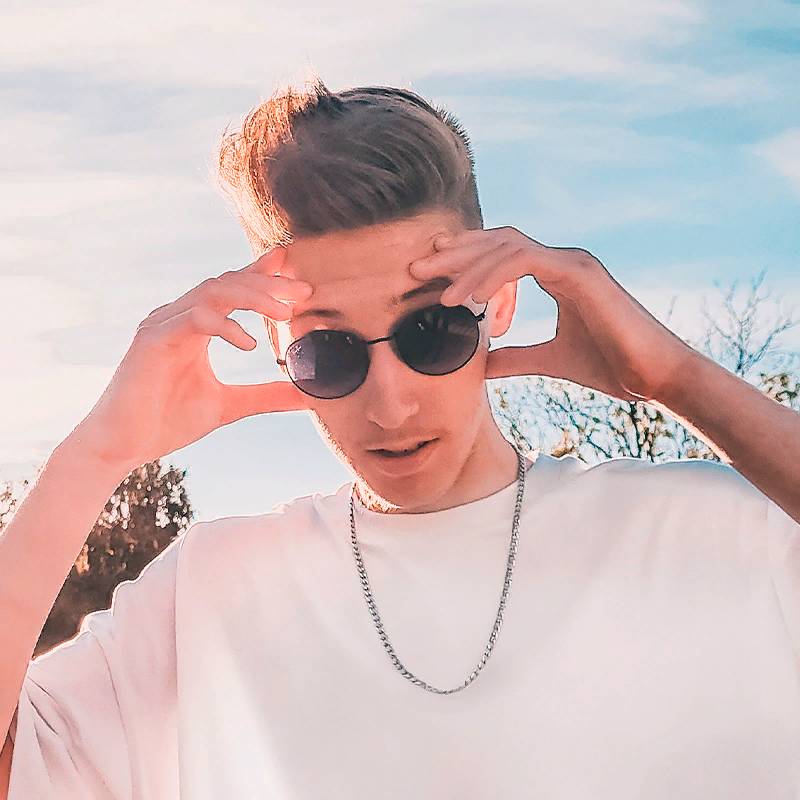 Иконка канала Sasha Buksov