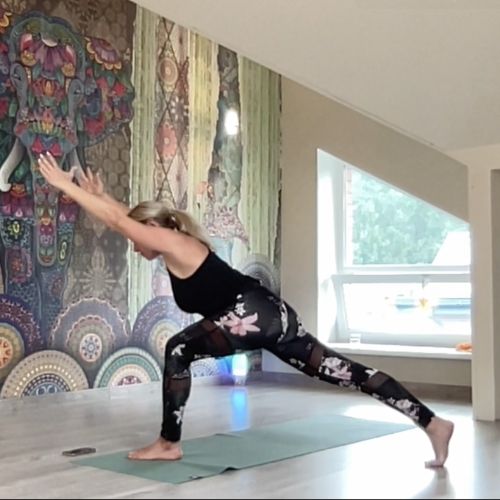 Иконка канала Йога 🧘🏼♀️ every day