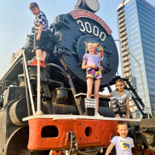 Иконка канала Family V