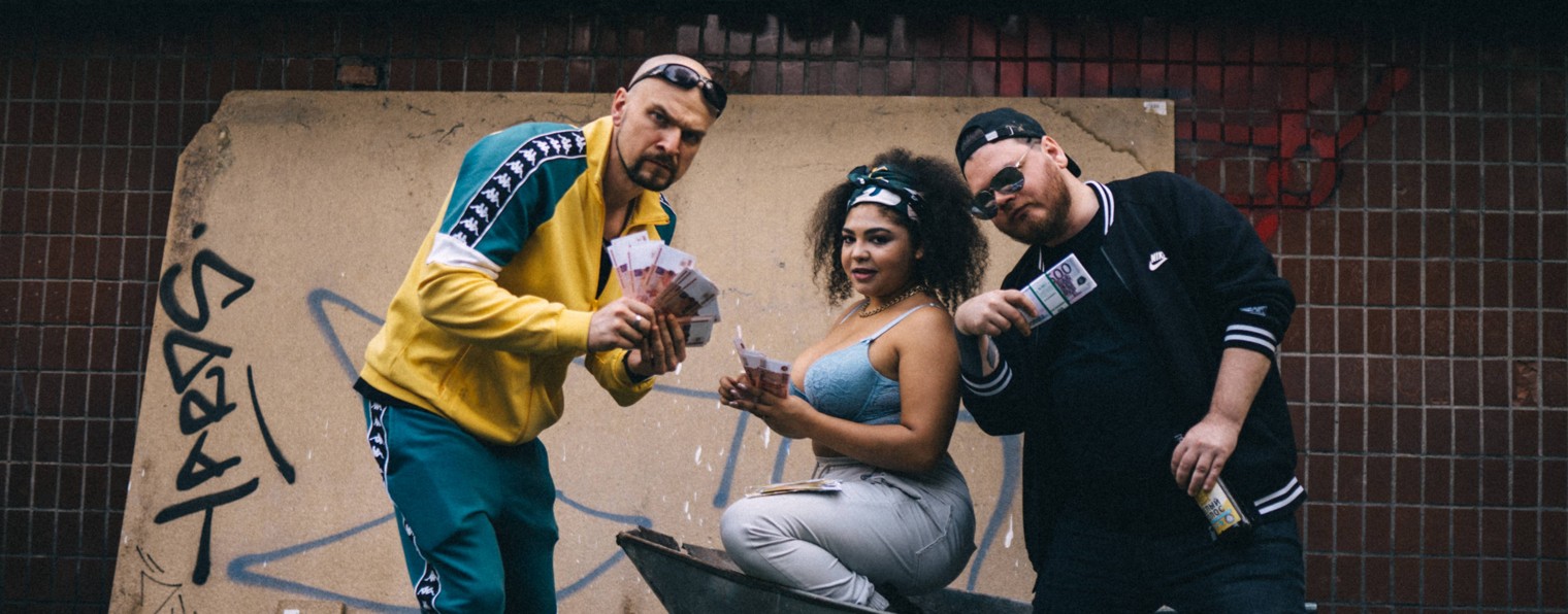 МАМА НЕ ГОРЮЙ