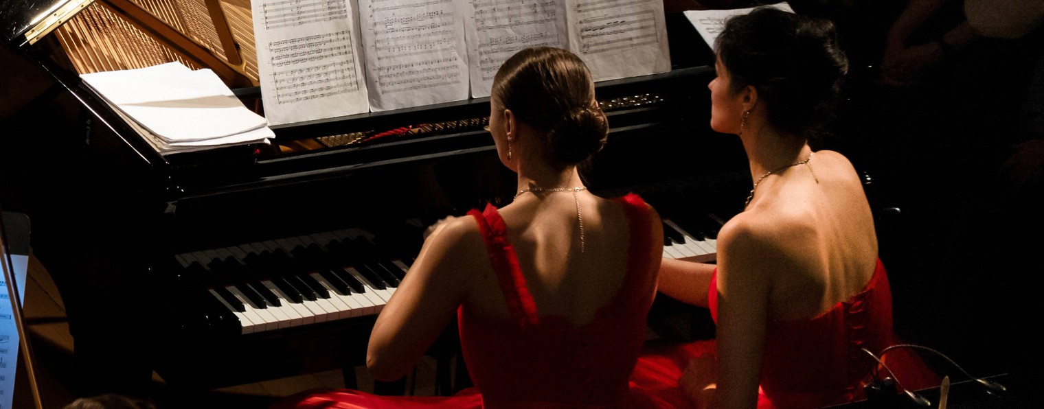 Фортепианный дуэт ST-duo