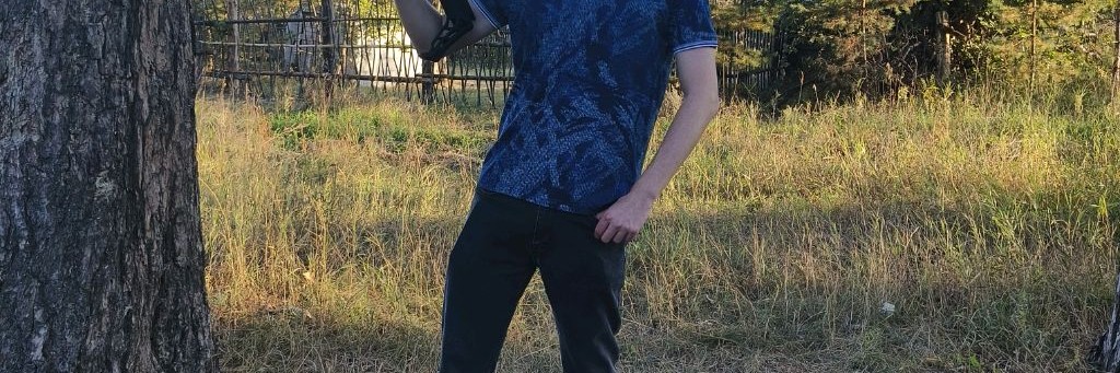 Боец Данил Фрол