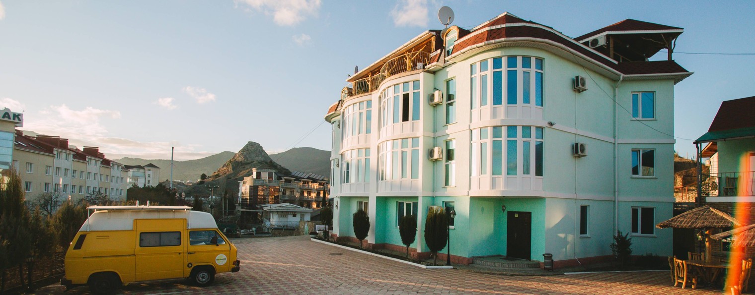 Отдых в Судаке | отель Воробьиное гнездо