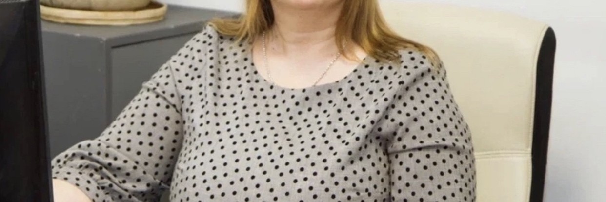 Яна - директор агентства недвижимости МДН. НОВОСТИ