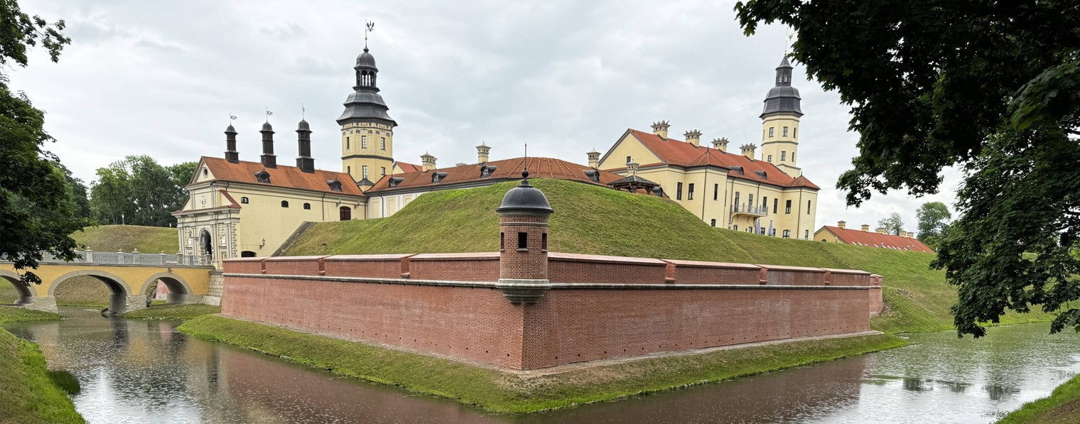 Путешествуйте с Евгением Илюшиным