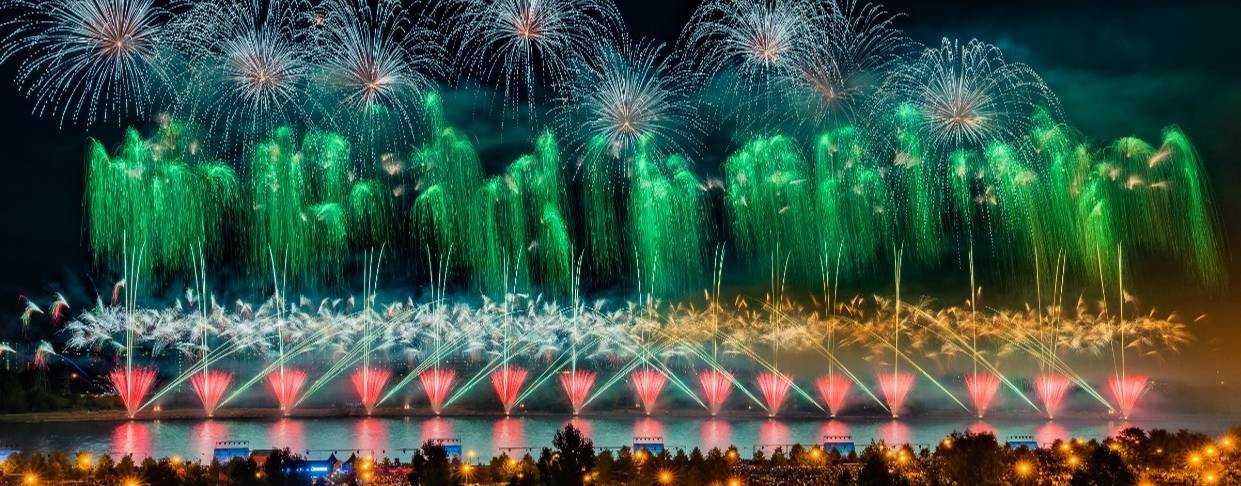 РУССКИЕ ОГНИ ФЕЙЕРВЕРКИ