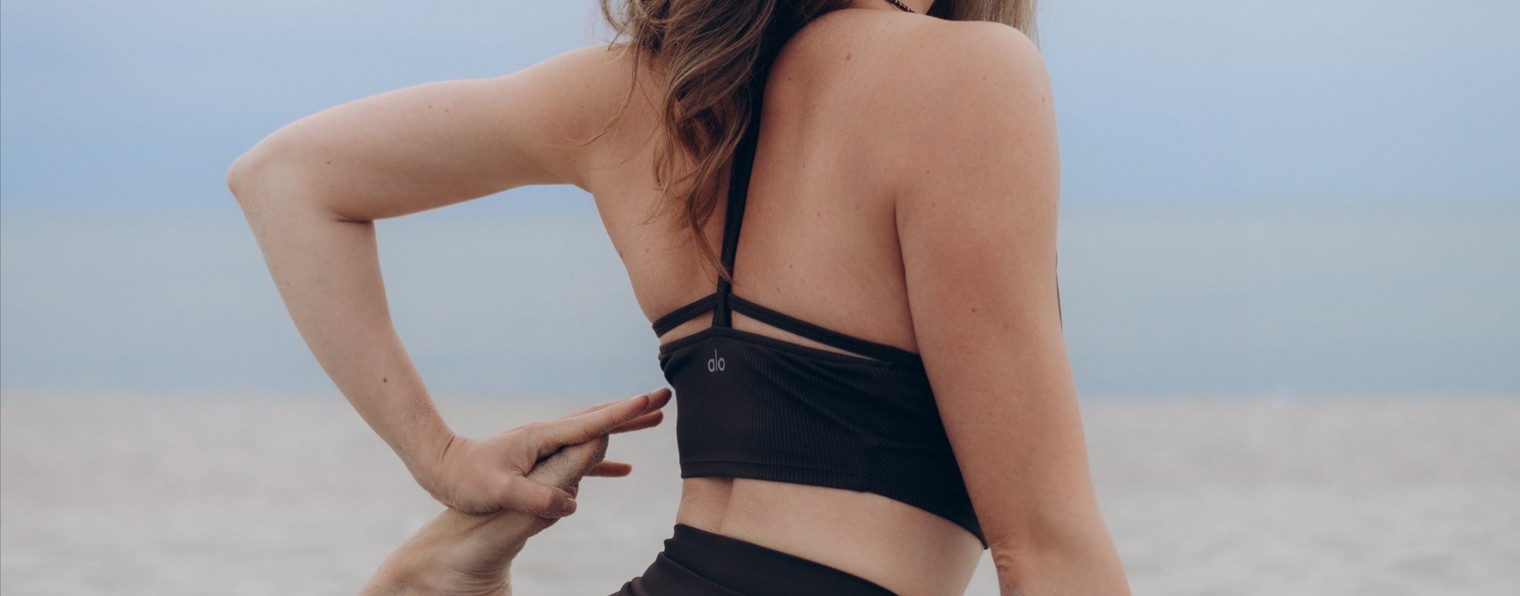 Юлия Тихонова