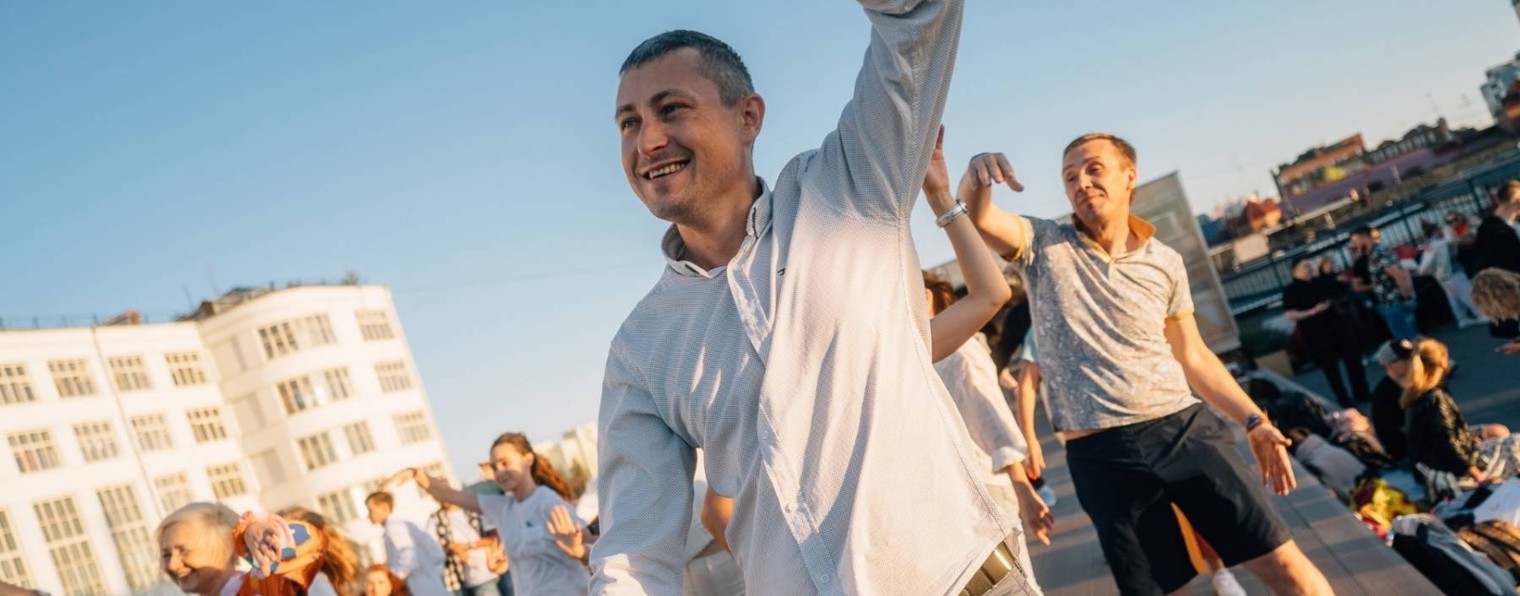 Танцуй Коля