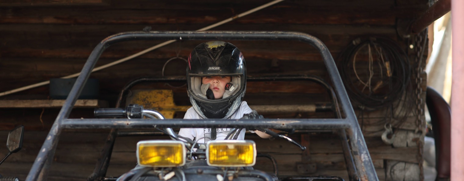 Серёга - Счастливый пацан.