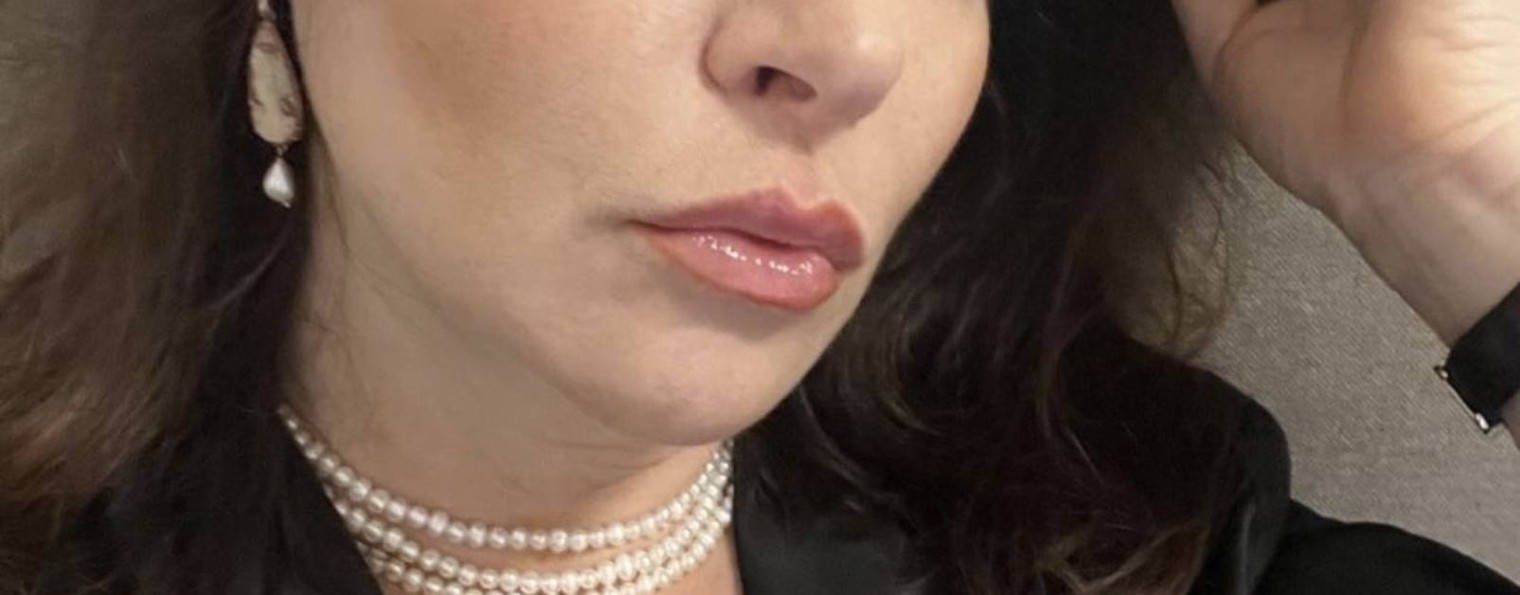 Anastasia Anniemore24