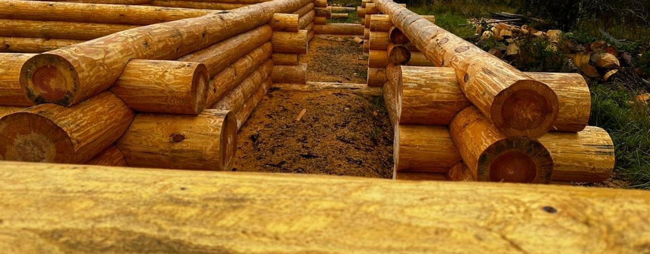 Компания Смол Дом