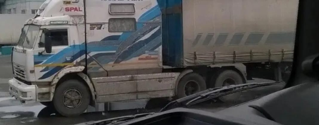 ТАКСИСТ-ДОЛЬНОБОЙЩИК