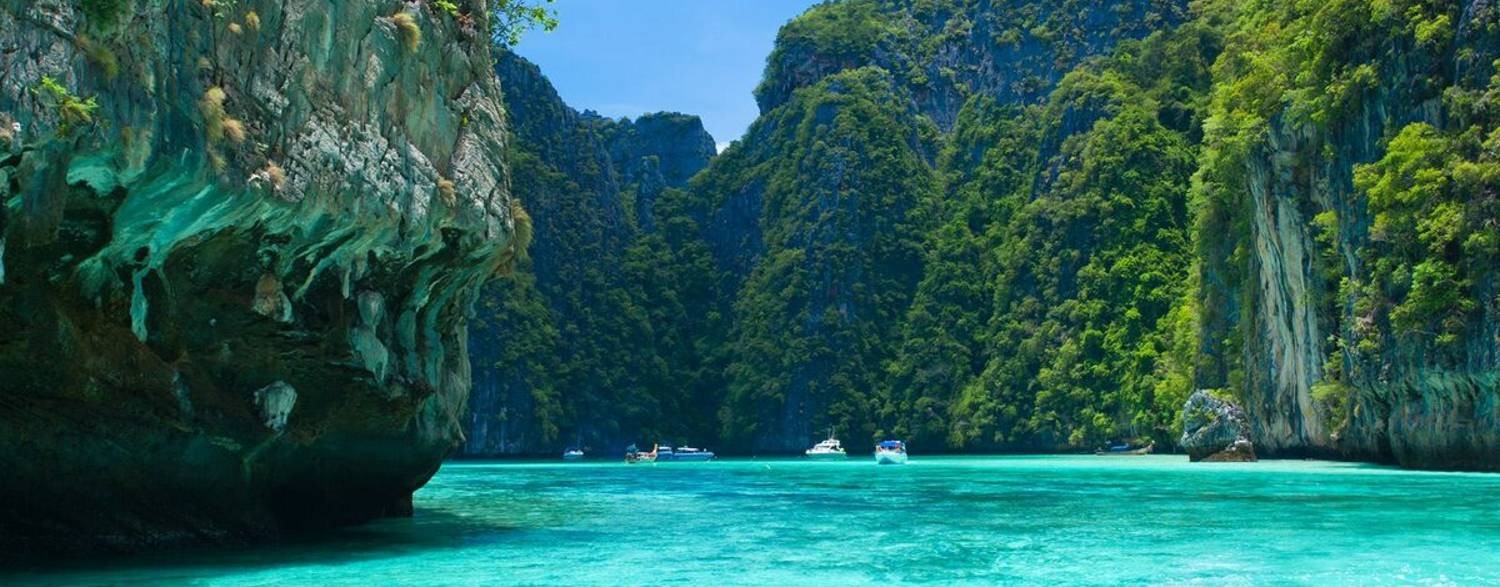 Мир на лaдони