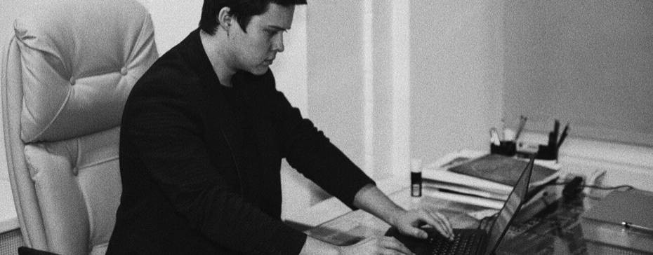 Саша Персиков