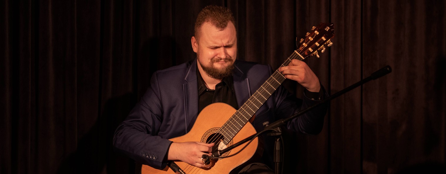 Дмитрий Шаповалов. Джаз на классической гитаре.