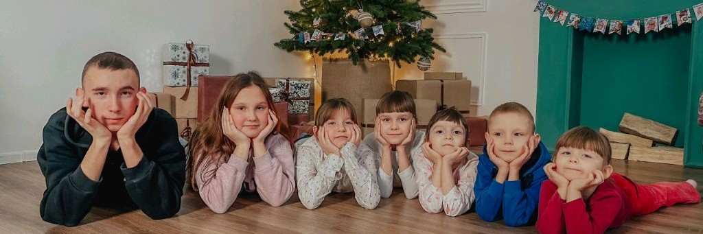 ДЕРЕВЕНСКИЕ БУДНИ ОЧЕНЬ МНОГОДЕТНОЙ МАМЫ