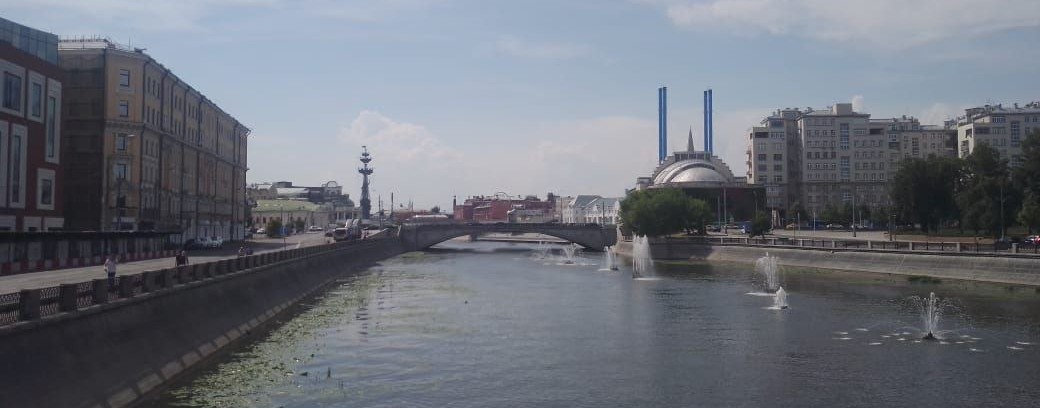 ПРОГУЛКИ ПО МОСКВЕ