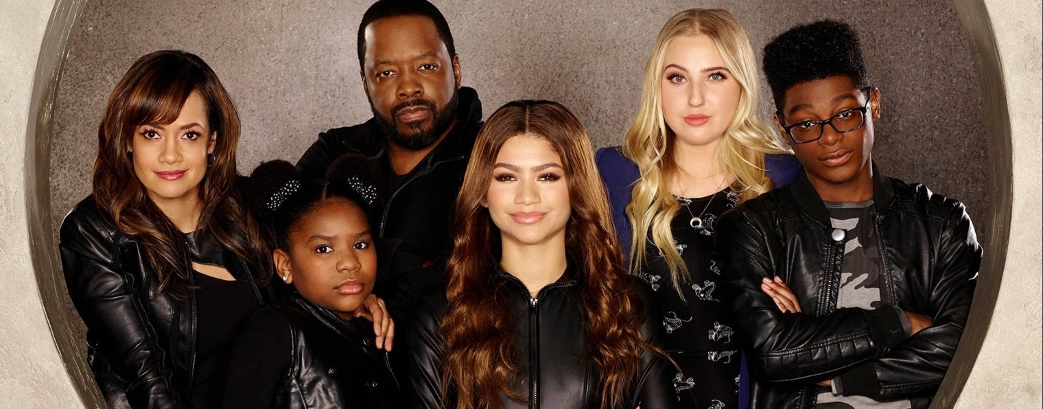 Сериал Кей Си. Под прикрытием / K.C. Undercover