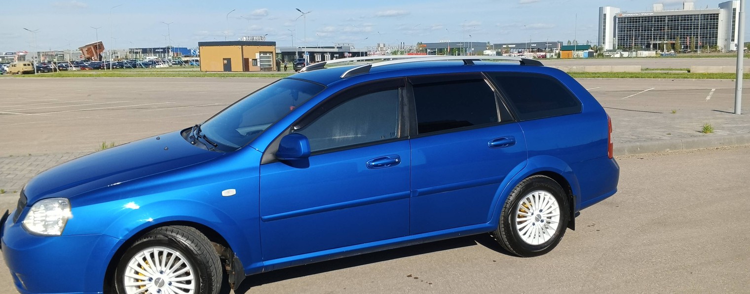 Лачетти универсал.