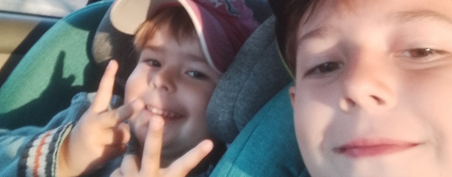 Коля и Костя