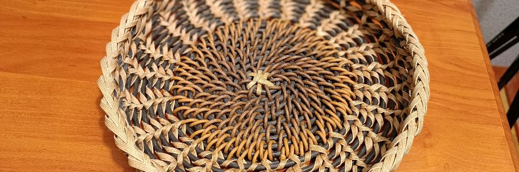 Корневое плетение ротангом.Ирина Русова