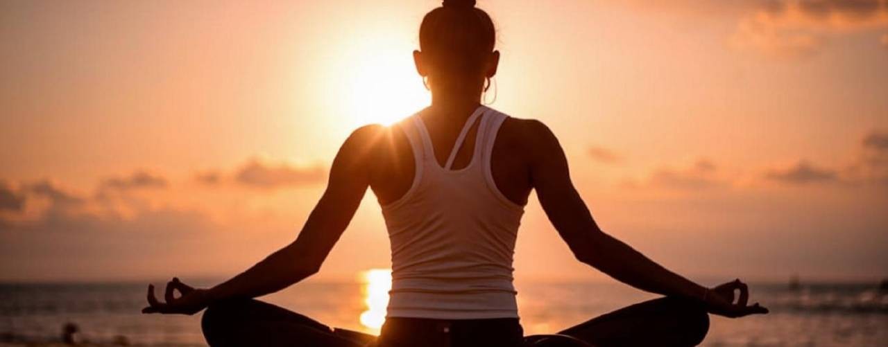 ЙОГА , ЗДОРОВАЯ ГИМНАСТИКА, ФЕЙСФИТНЕС