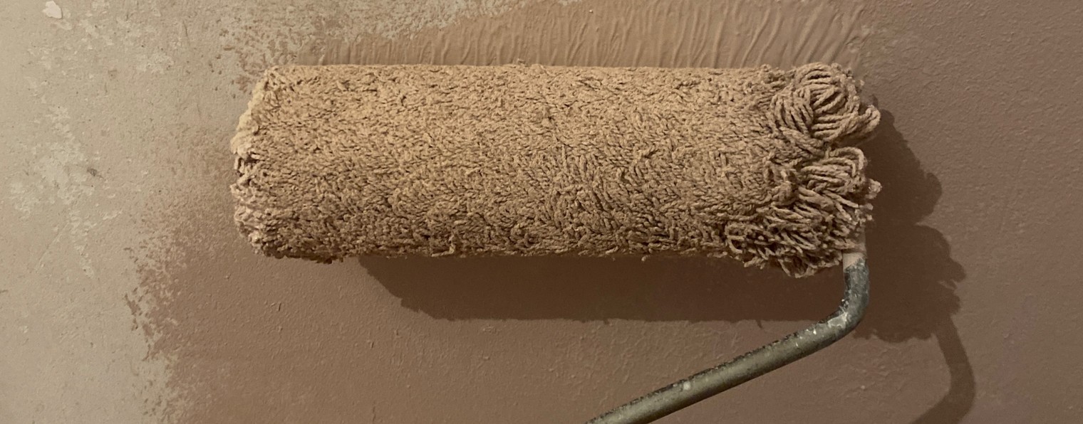 🏠 Жизнь под плинтусом