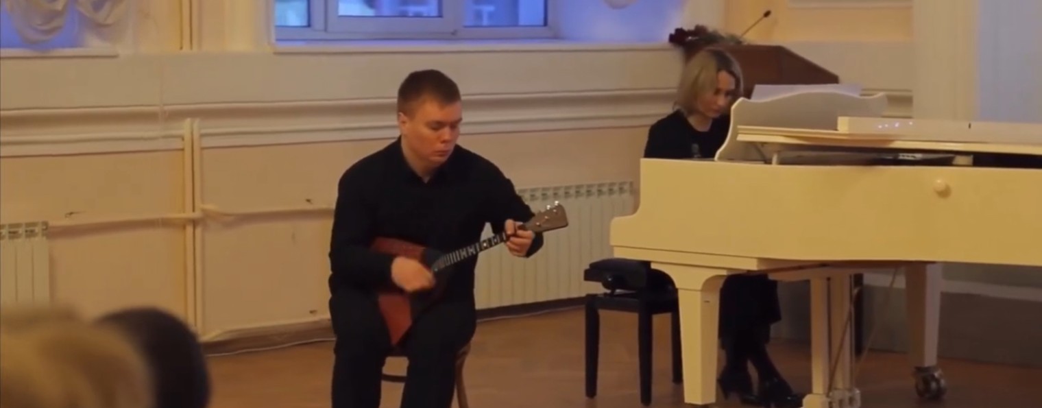 Виктор Михайлов