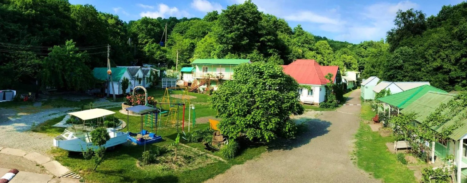 Глэмпинг  "Кубанец". Лермонтово