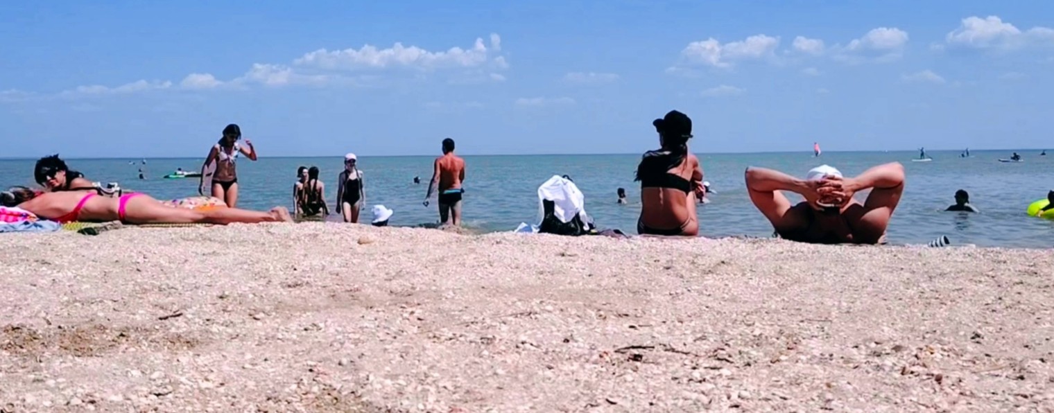 У самого синего моря...