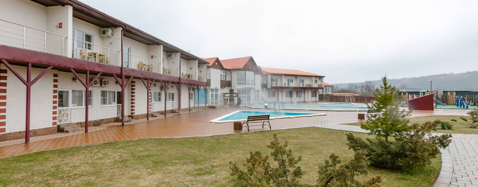 Термальный источник бассейны Золотой ключик