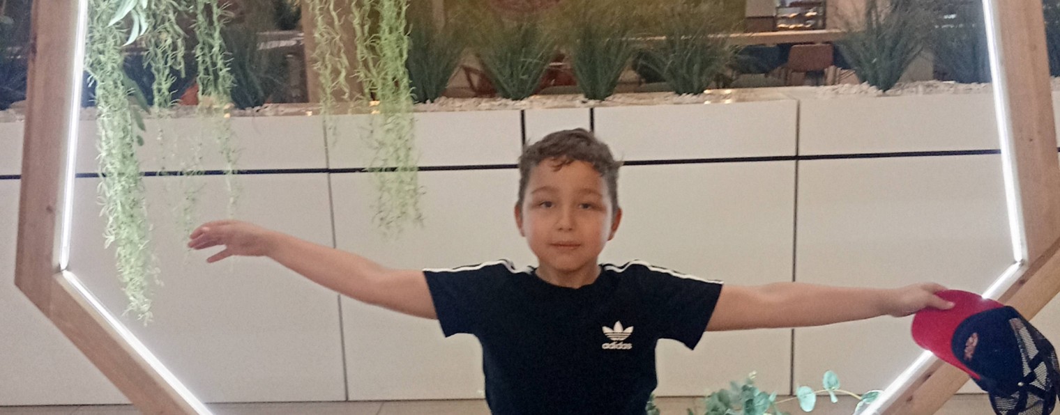 Меня зовут Захар