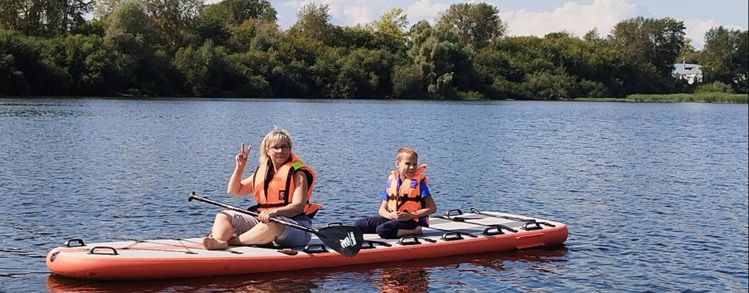 Мама Аня и сын Ваня