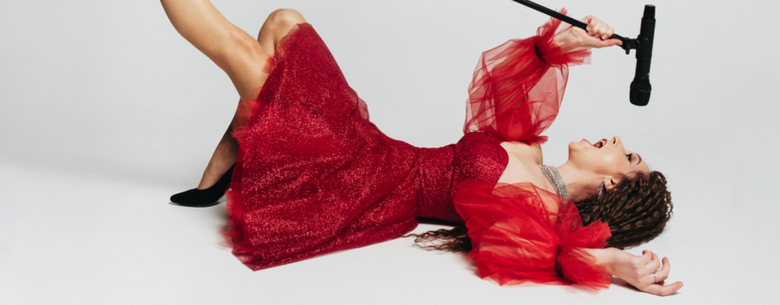 Певица Анна Банец