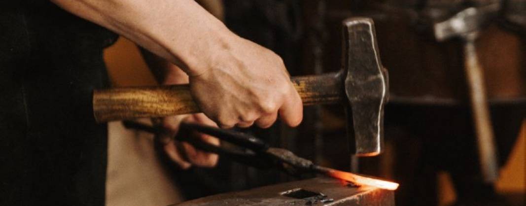 Огонь и Металл. Кузнечная мастерская Кривой-Косой.