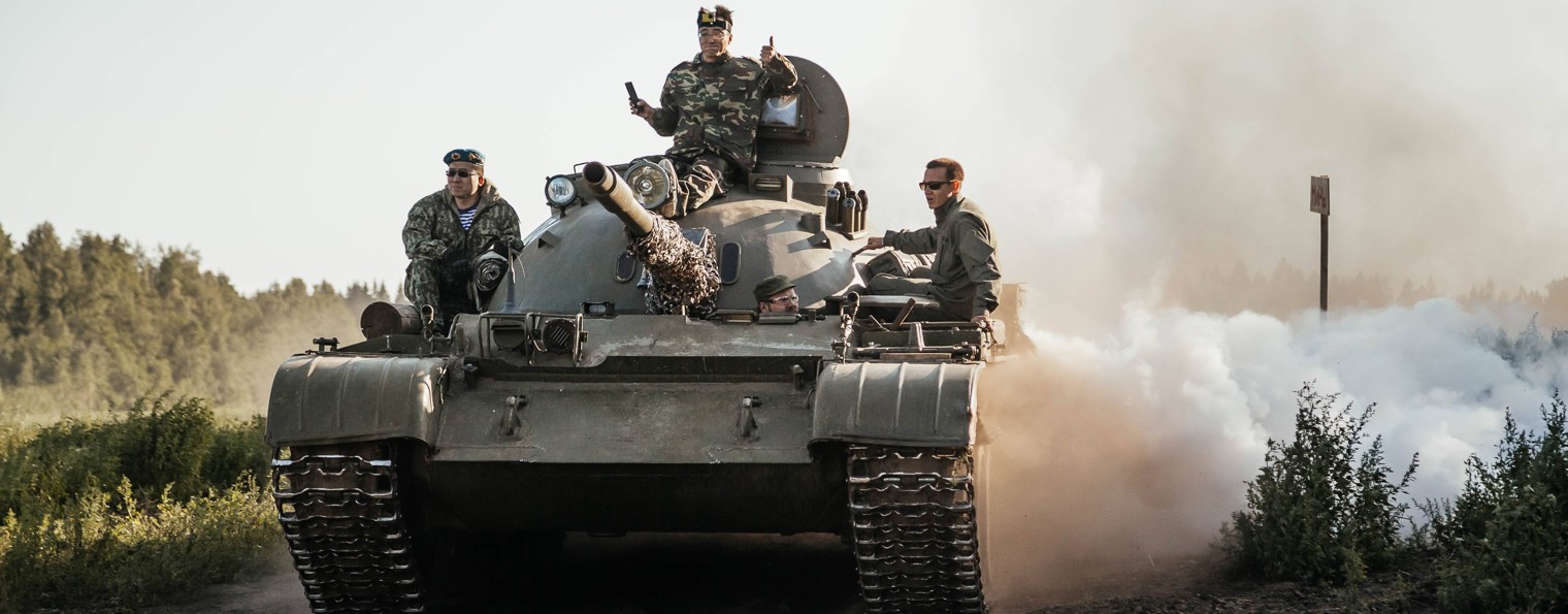 Tank-tour.ru  Катаем на танках и БТР в Петербурге