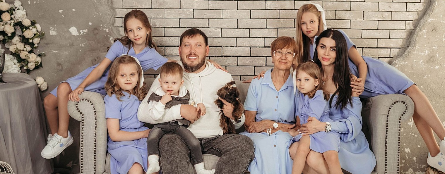 TINA REIN & ZAY The Pushkarevs