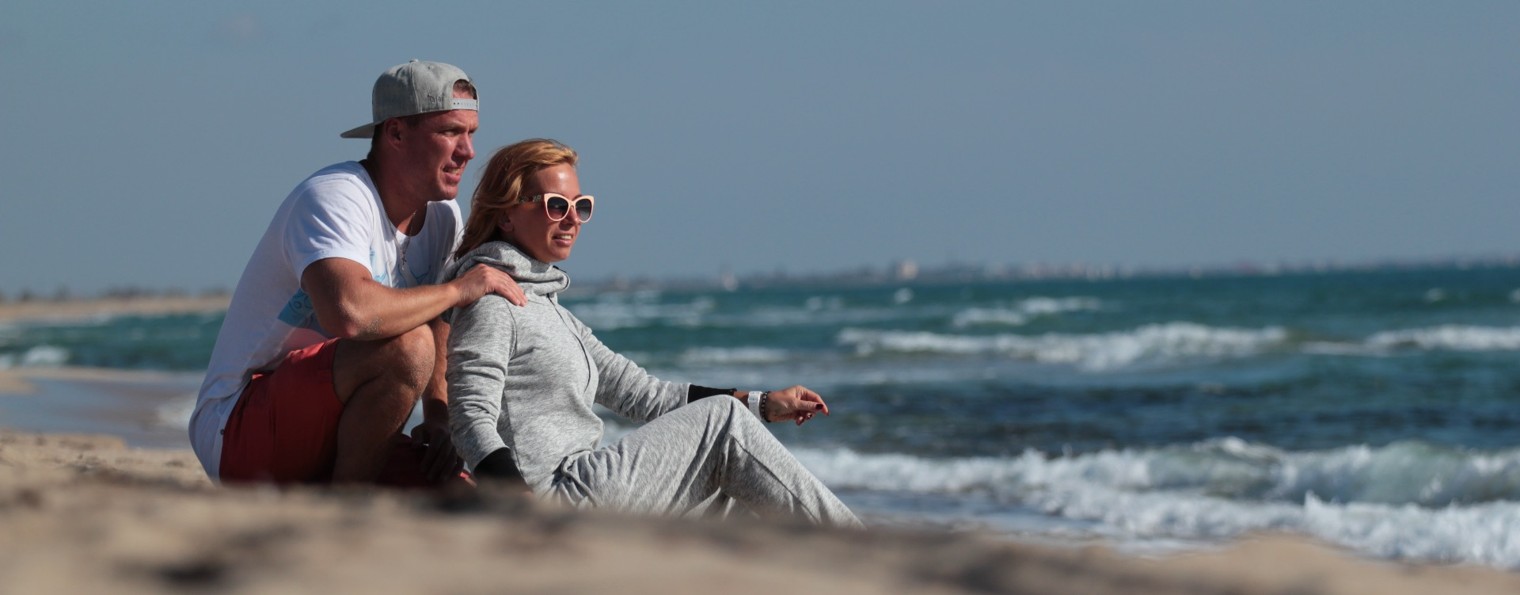 И целого мира,  мало