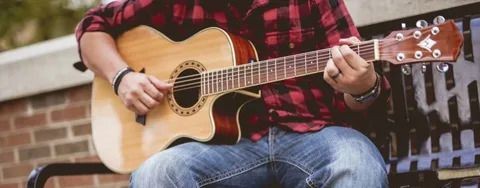 Песни под гитару