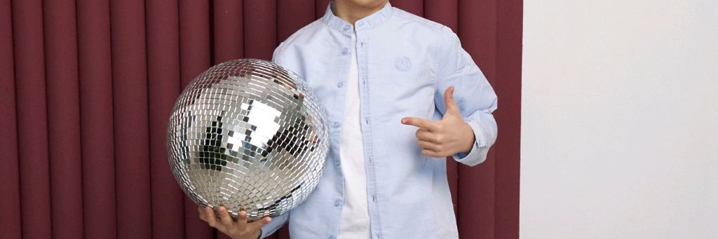 Golden | Vin | SUBSCRIBE